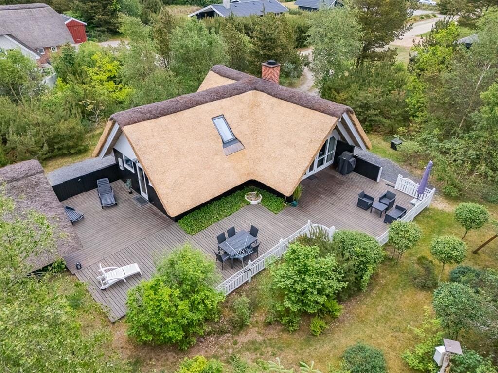 Holiday home with internet 3102 Houstrup, Henne Strand